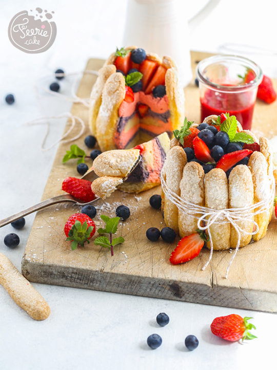 Recette de la mini Charlotte aux fruits rouges - Féerie Cake